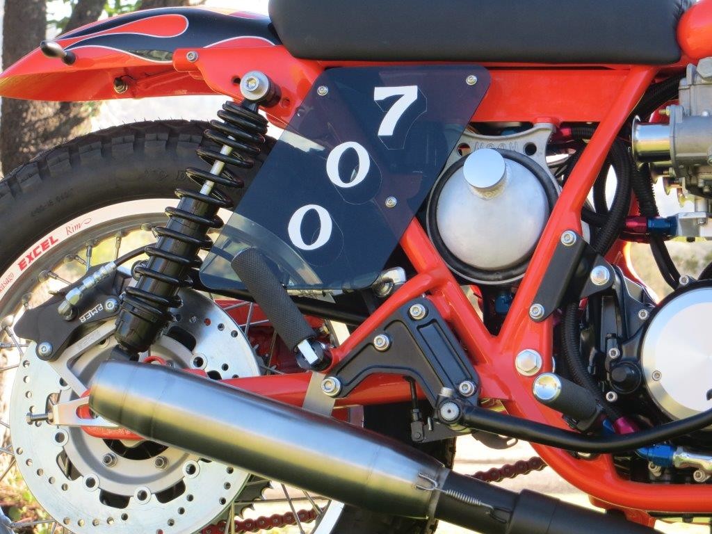 “007” CB750 Street Tracker by Unique Fabricating – BikeBound