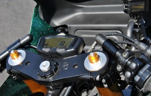 Kawasaki GPz750 Custom by Paul Hutchinson – BikeBound