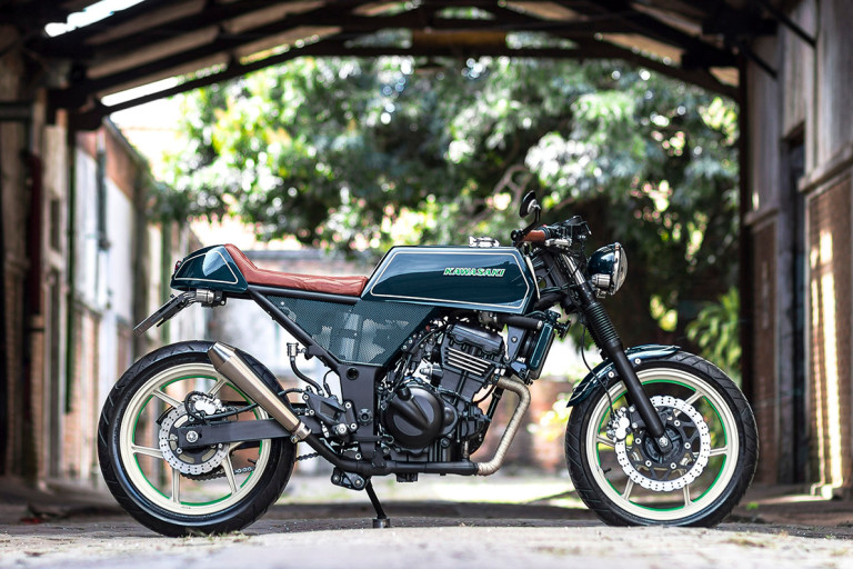 Custom Kawasaki KLX250 by Thomas Edwards – BikeBound