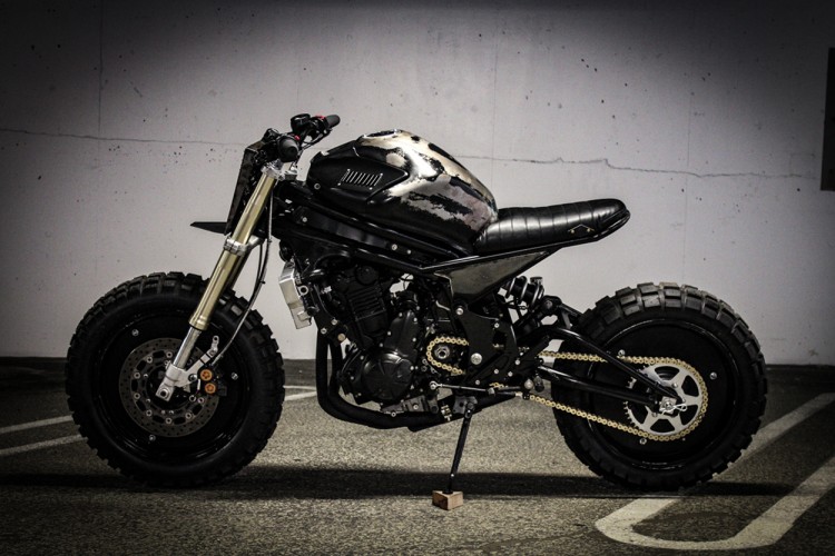 Kawasaki Ninja 650 Custom by Droog Moto – BikeBound