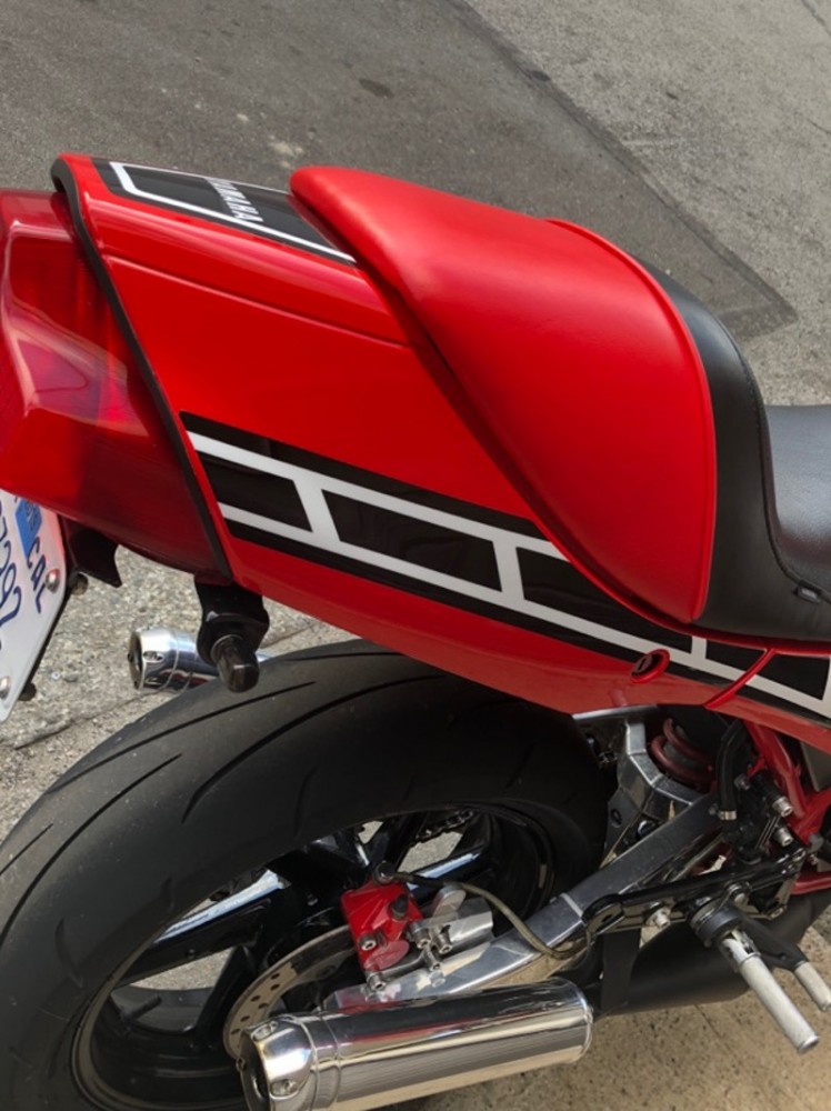 Evil Restomod: Yamaha RZ392 – BikeBound