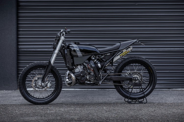 Akin Moto KTM 300 Street Tracker – BikeBound