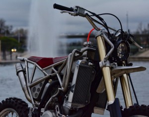 Custom Enduro: Yamaha WR450F “Skeleton” by Le Motographe – BikeBound