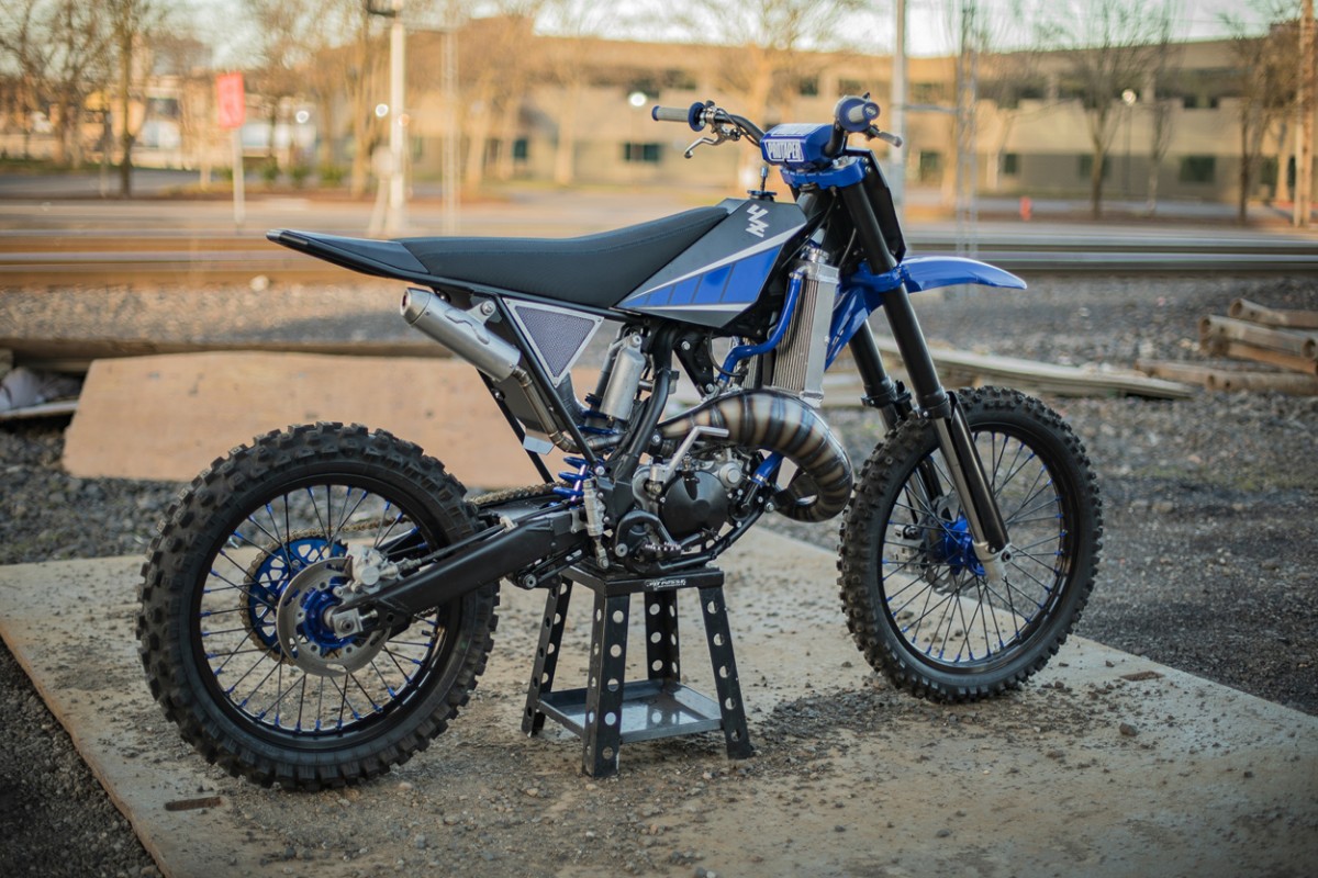 “The Blue Duck”: Custom Yamaha YZ125 by Max Miille – BikeBound