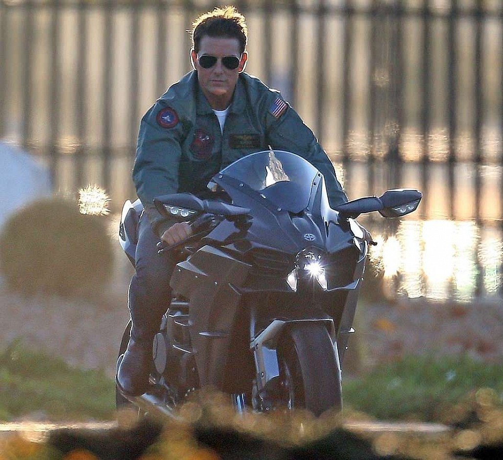 What is the Motorcycle in Top Gun 2? – BikeBound