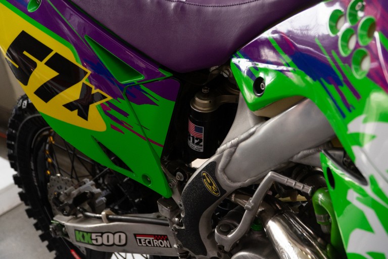 Modern Baja Tribute: Kawasaki KX500AF “Purple Monster” – BikeBound