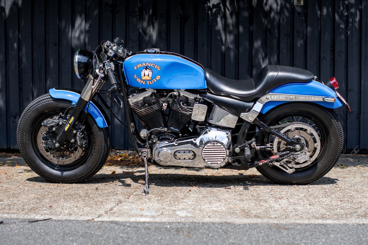 Big Twin Cafe Racer: “The Flying Duck” – BikeBound