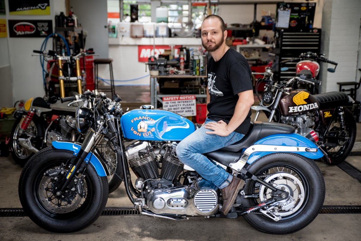 Big Twin Cafe Racer: “The Flying Duck” – BikeBound