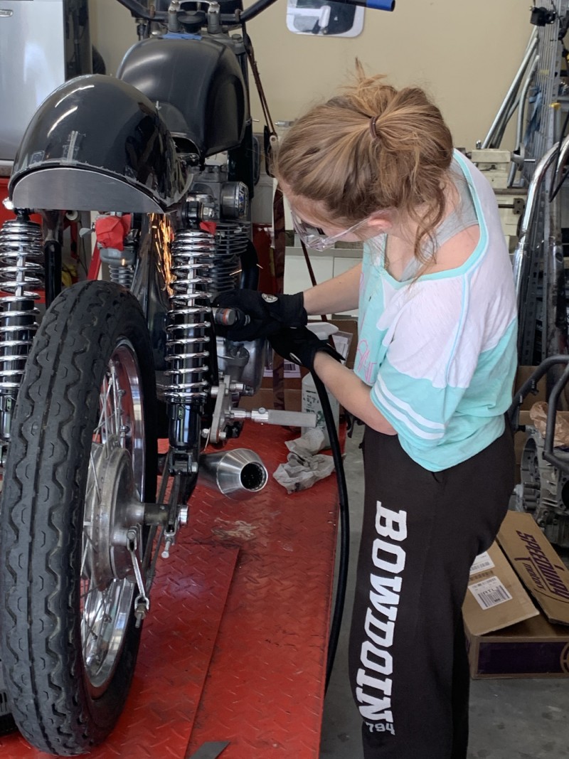 Father / Daughter Custom: Honda CB350 by David & Sonya Lloyd – BikeBound