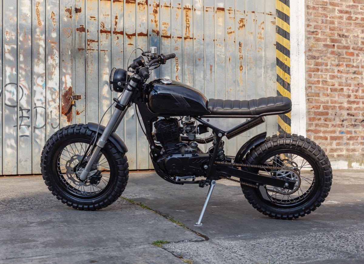 Back in Black: Beta 200 Street Tracker by Rodando Sur – BikeBound