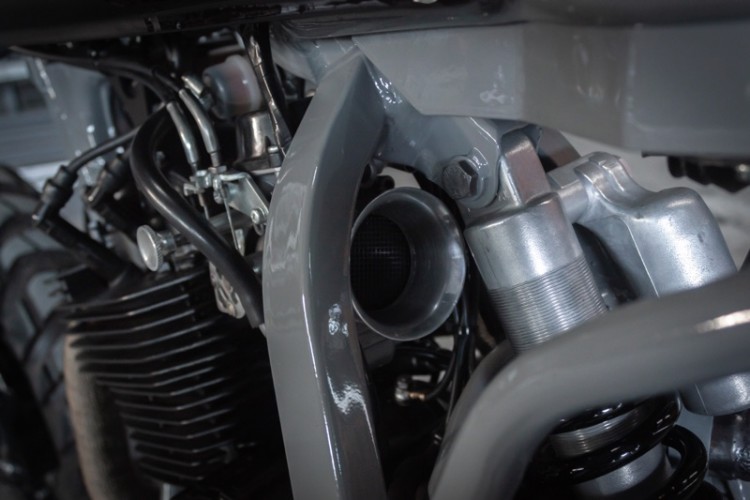 Suzuki-DR650-Custom-Scrambler-27 – BikeBound