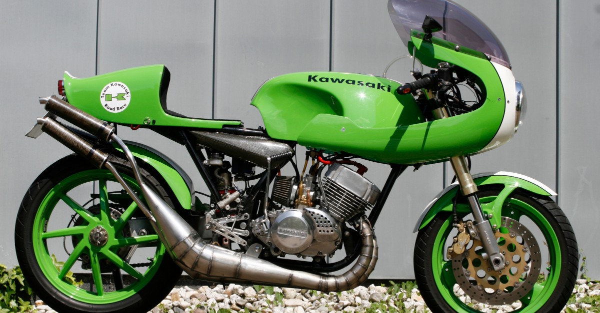 Green Meanie: Kawasaki “KR800” Triple – BikeBound