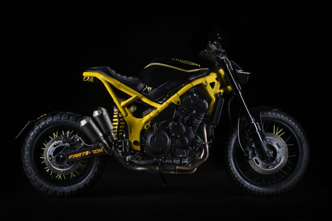 Street Tiger: Triumph 955i Street Tracker – BikeBound