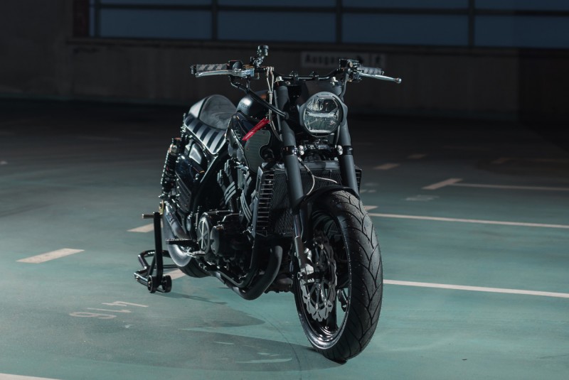 Urban Fighter: Yamaha V-Max by Motocrew – BikeBound