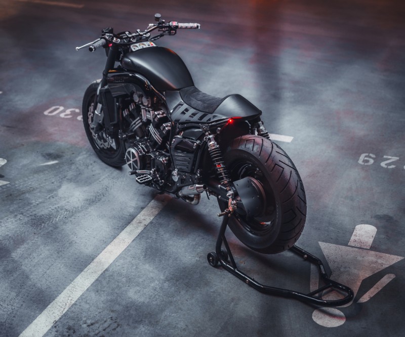 Urban Fighter: Yamaha V-Max by Motocrew – BikeBound
