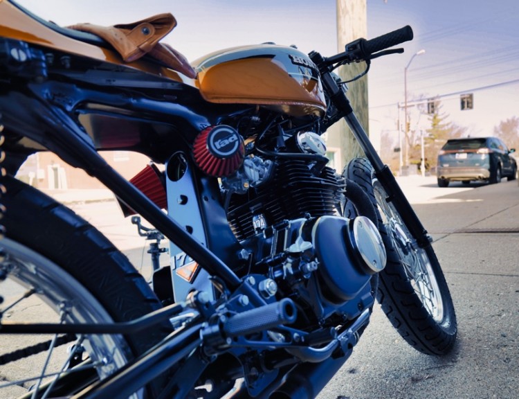 Holly Honda: CB175 Café Racer by Chris Harter – BikeBound