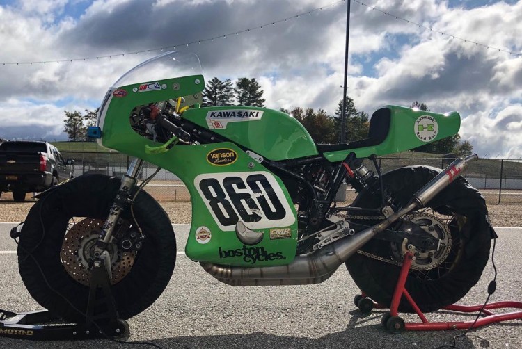 Triple Black: Kawasaki H2 by Vinny Borbone – BikeBound