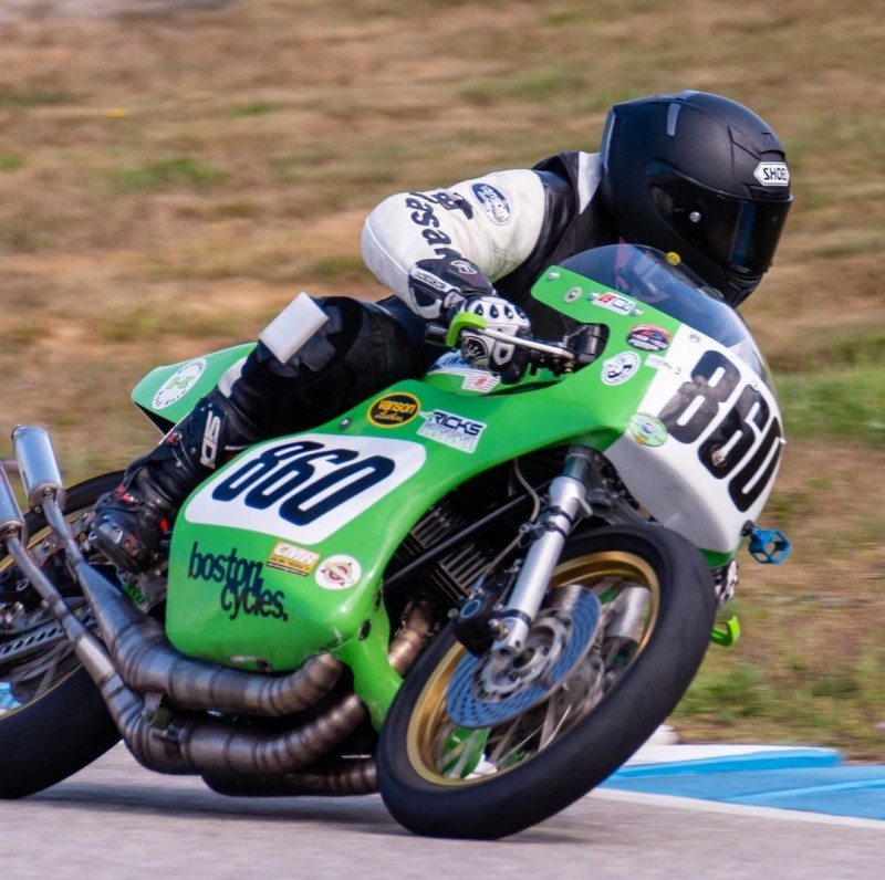 Triple Black: Kawasaki H2 by Vinny Borbone – BikeBound