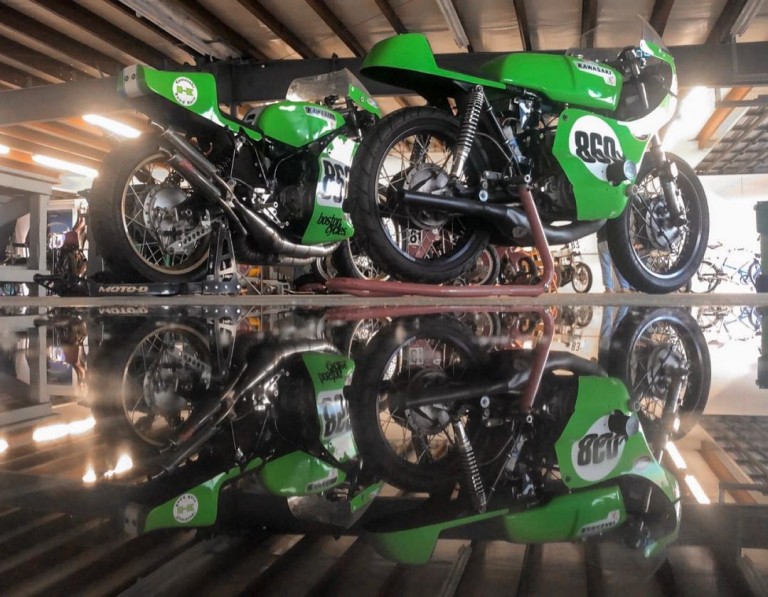 Triple Black: Kawasaki H2 by Vinny Borbone – BikeBound
