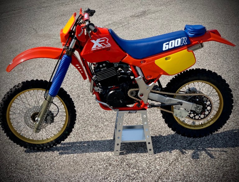 Flash Red: Honda XR600R Golden Years Edition – BikeBound