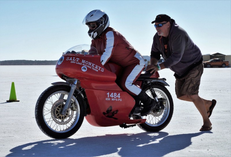 Salt Beeza: 1948 BSA B33 Land Speed Bike – BikeBound