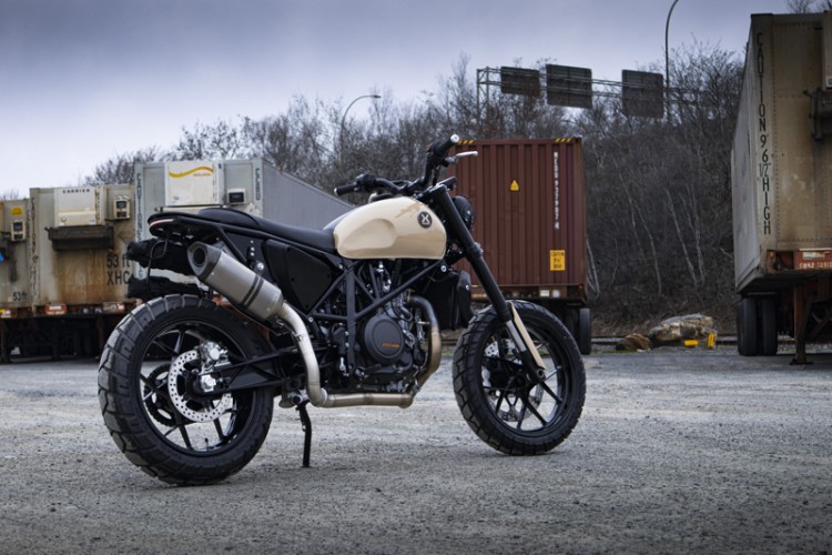 KTM Duke 690 Scrambler by KickMoto – BikeBound