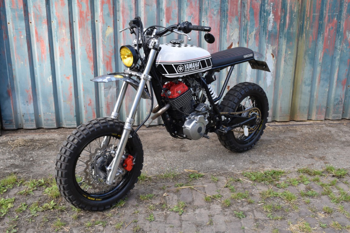 Scrambler Road Cross: Yamaha “SRC600” – BikeBound
