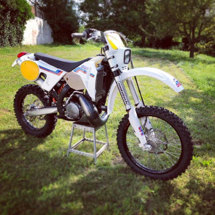 Two-Stroke Time Machine: KTM 300 Enduro – BikeBound