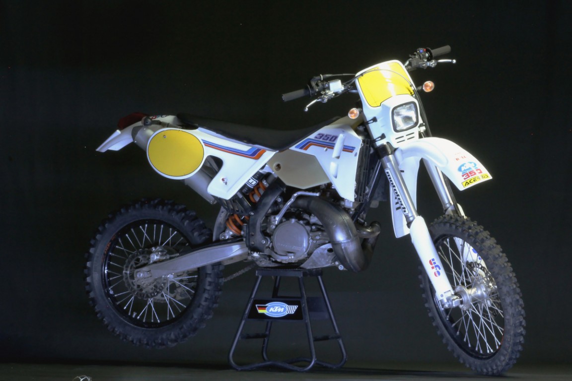 Two-Stroke Time Machine: KTM 300 Enduro – BikeBound