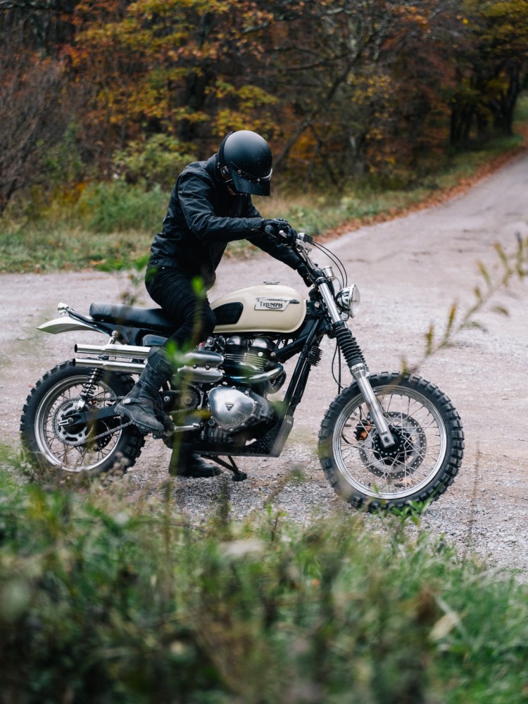 Triumph “Whitehall Scrambler” by Acre Moto – BikeBound