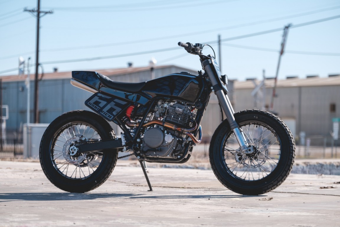 Amigo Veloz: Honda XR650L Street Tracker – BikeBound