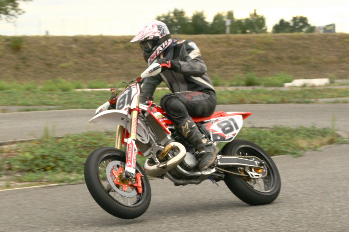 Two-Stroke Supermoto: Honda CRF / CR500 Hybrid! – BikeBound