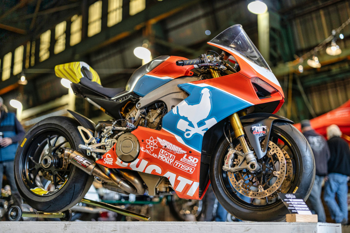 Make it Punk Rock: Ducati Panigale V4S – BikeBound