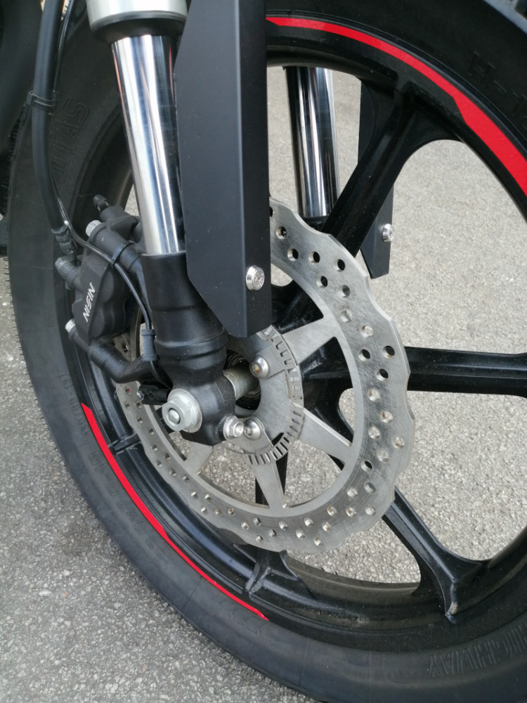 Honda CB300R Street Tracker – BikeBound