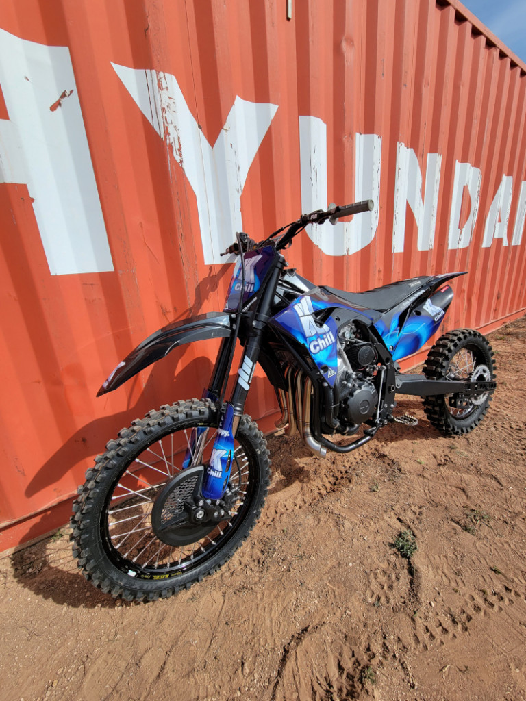 Rocket Bike: Honda “CRF1000RR” MotoBASE Jumper! – BikeBound