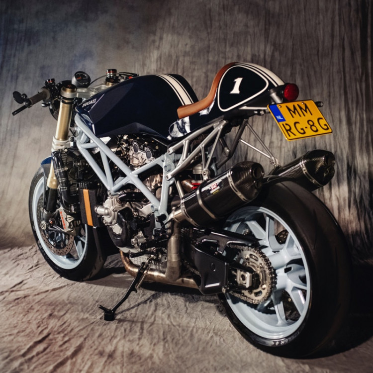 SaMi UNO: Ducati 999 Café Racer – BikeBound