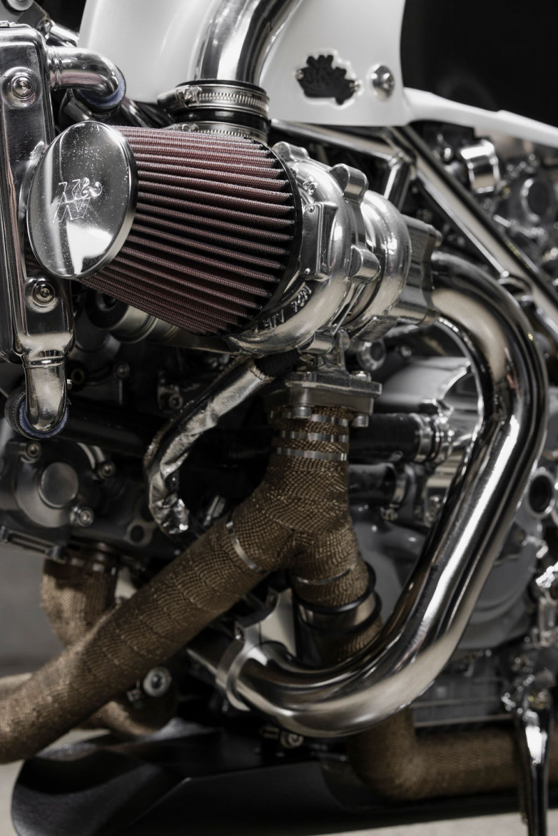 Italian for Blown: Turbo Ducati 916 “Soffiato” – BikeBound