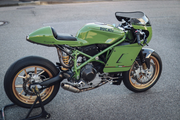 A Leaner Bull: “Muccastretta” Ducati 999 Café Racer – BikeBound