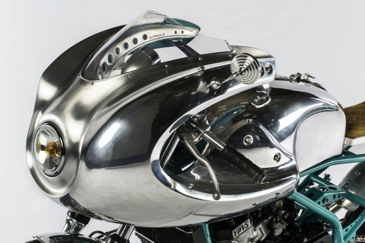 The Cosmic Rider: Yamaha RD350 YPVS – BikeBound