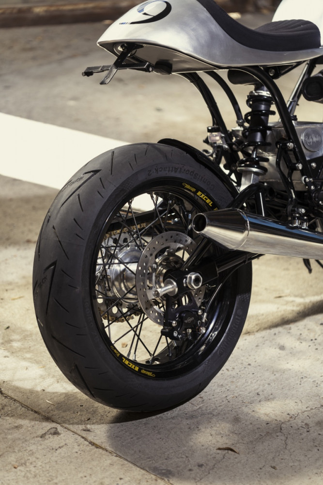 THE Norton: Commando 750 “Domiracer” – BikeBound