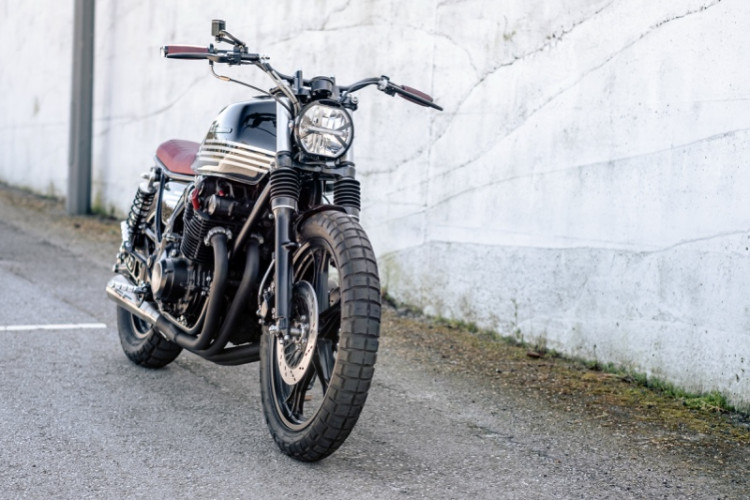 80s Muscle: Suzuki GS1100 Custom Roadster – BikeBound