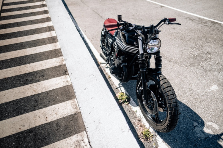 80s Muscle: Suzuki GS1100 Custom Roadster – BikeBound