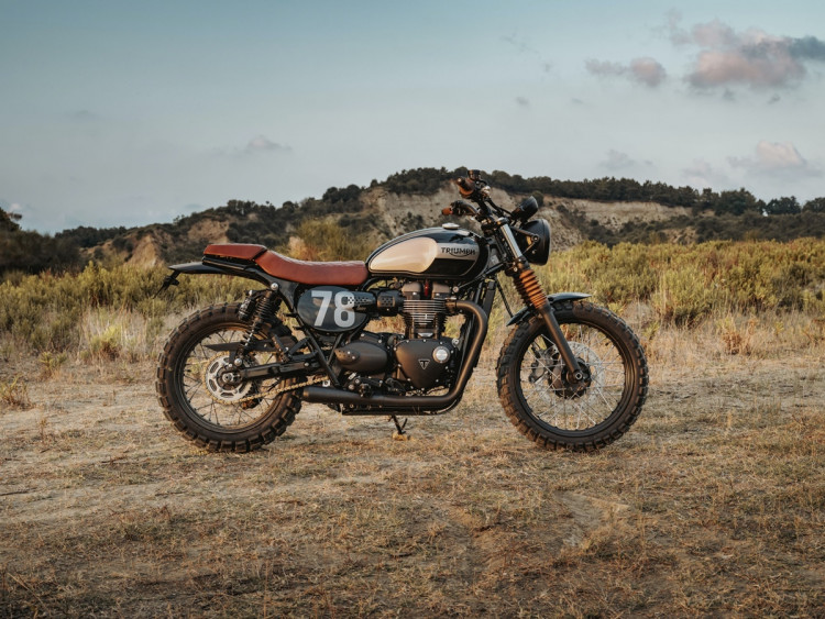 Turkish Twins: Custom Triumph Street Scramblers – BikeBound