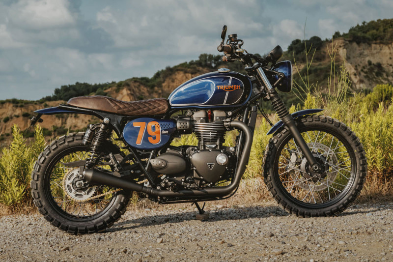 Turkish Twins: Custom Triumph Street Scramblers – BikeBound