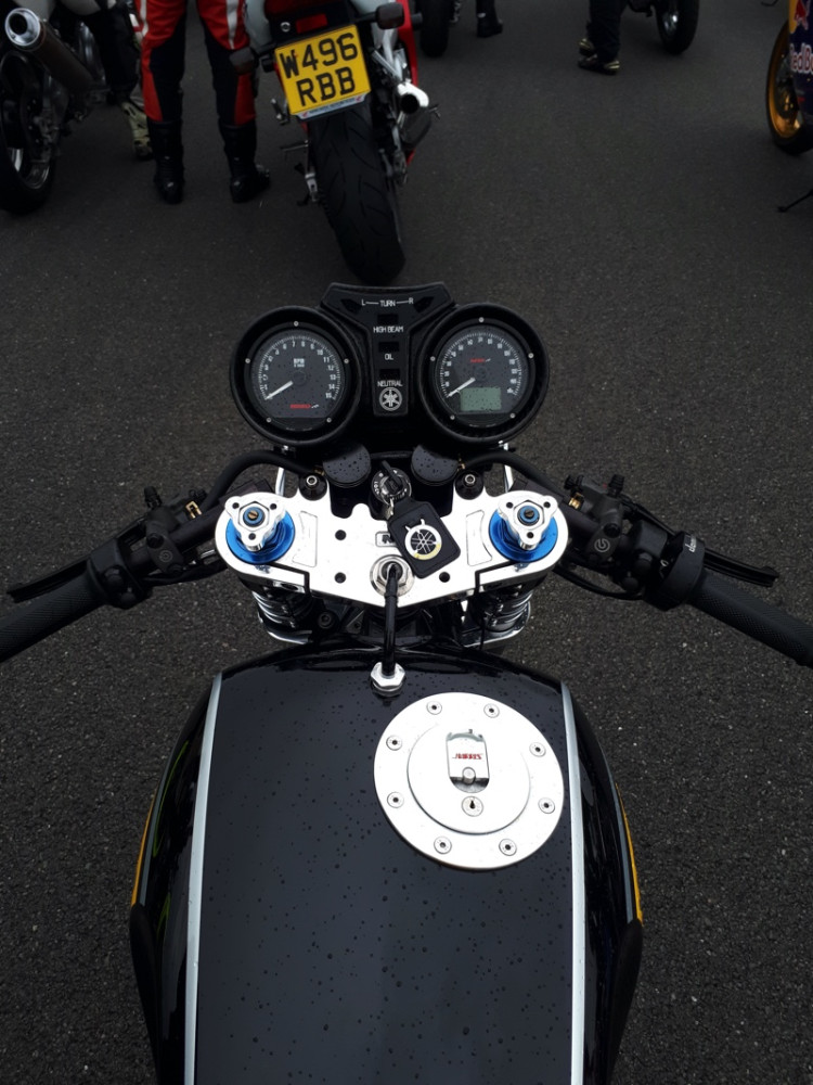 Yamaha RD421LC Restomod / Hybrid – BikeBound – lickscycles.com