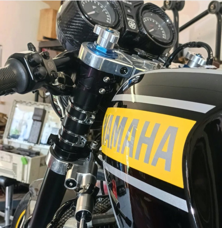 Cheetah Cub: Yamaha RD421LC Restomod / Hybrid – BikeBound