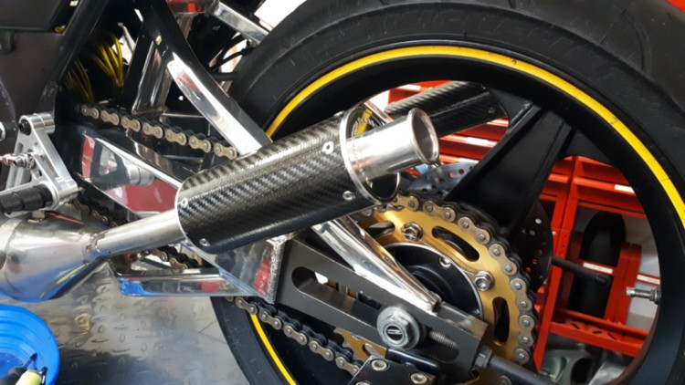 Cheetah Cub: Yamaha RD421LC Restomod / Hybrid – BikeBound