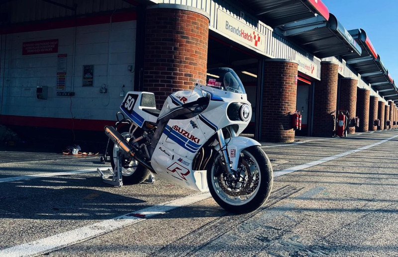 Slabside Thunderbike: ’88 Suzuki GSX-R1100 Racer – BikeBound