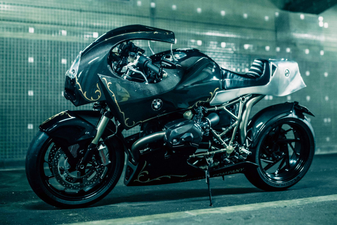 Carbon & Alloy: BMW HP2 Sport Custom – BikeBound