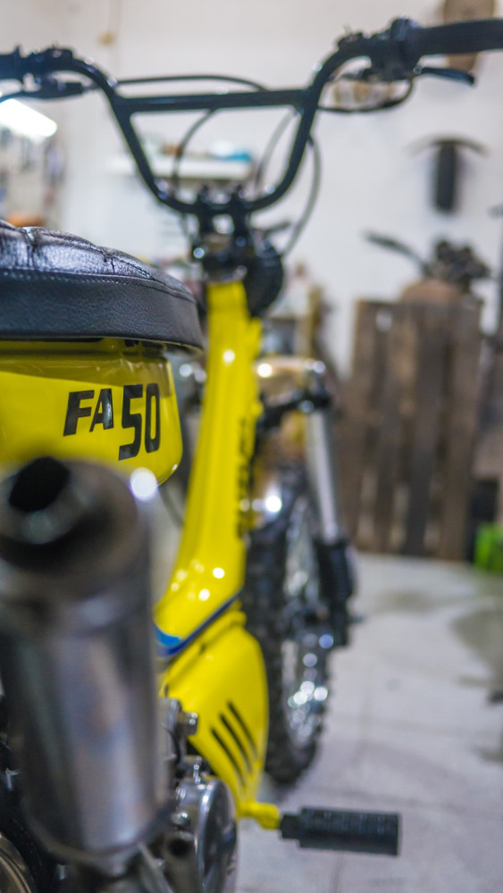 Step-Through Smoker: RM-Inspired Suzuki FA50 Vinduro! – BikeBound